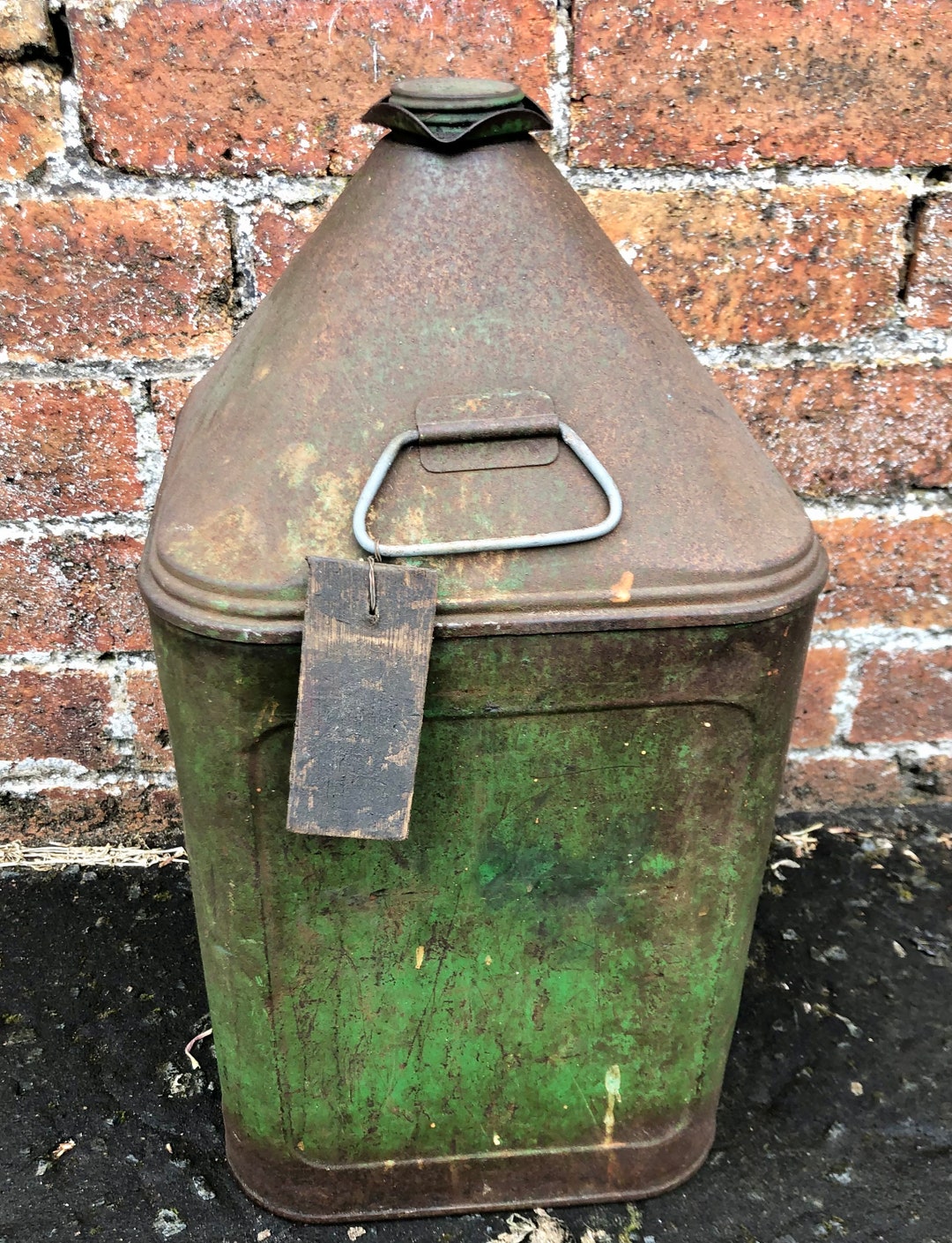 Vintage Large Motor Oil Pyramid Can - Etsy