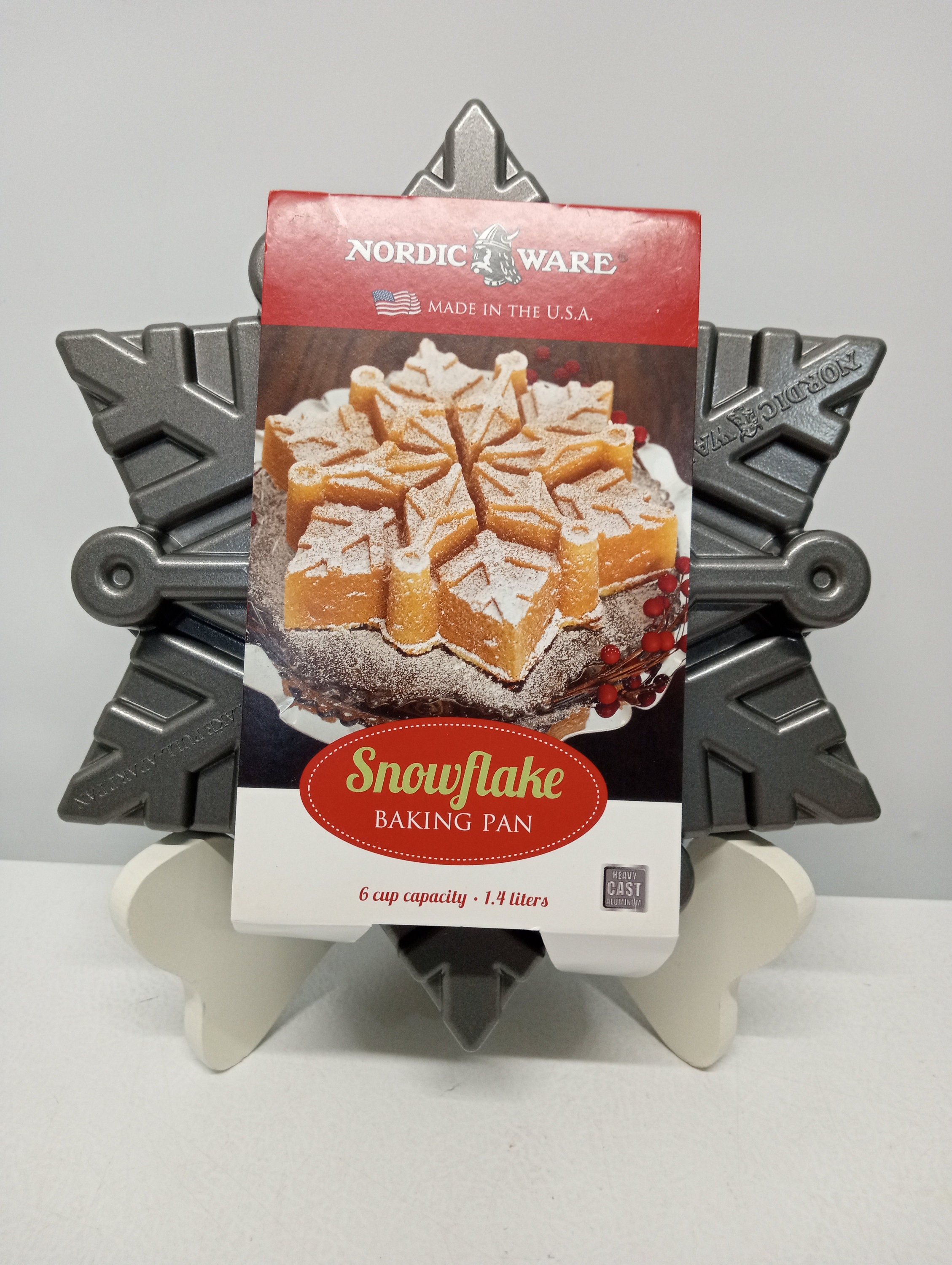 Nordic Ware Snowflake Cast Aluminum Baking Pan 6C. - Etsy