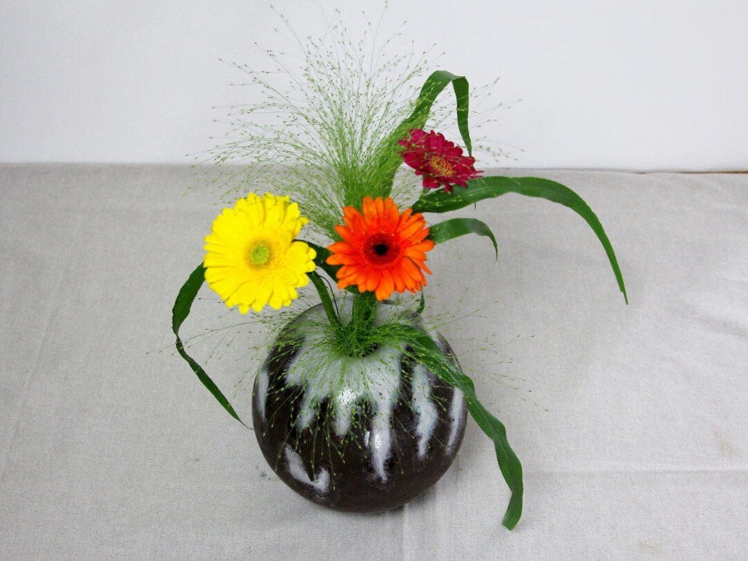 Flower Vase, Ceramic Vase, Ball Vase, Vase With Insert - Etsy