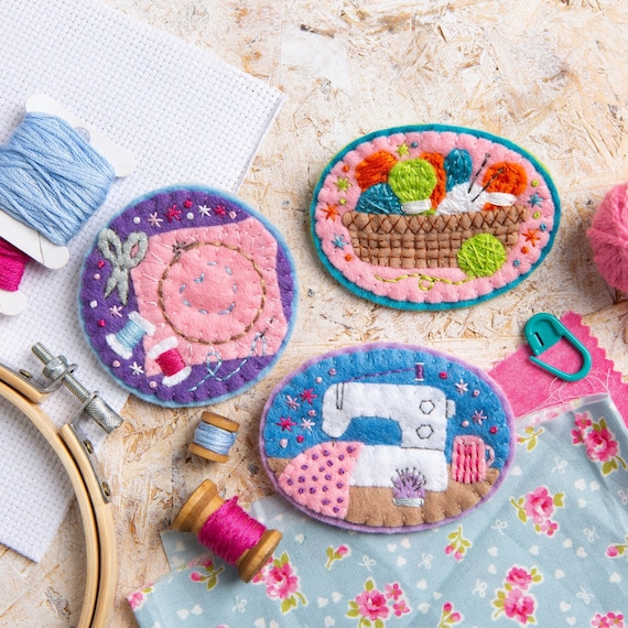 Sewing Machine Brooch Felt Craft Kit DIY Craft Set for Beginners Wool Felt Applique Gift for Dressmaker DMC Threads Complete Kit Etsy