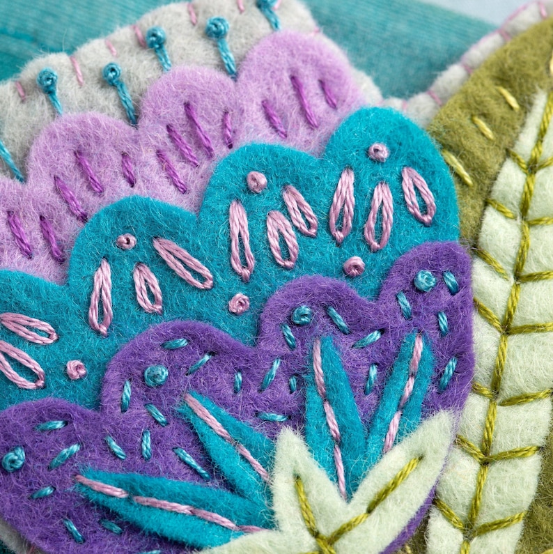 Vita Flower Felt Craft Kit Brooch Craft Kit Craft Kit for | Etsy