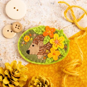 Hedgehog Felt Craft Kit Brooch Craft Kit Craft Kit for Beginners Animal ...