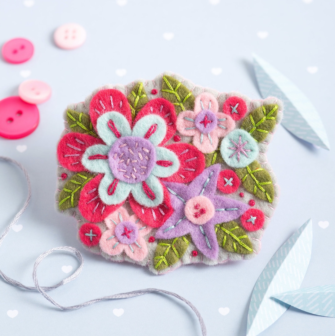 Gertrude Flower Felt Craft Kit Brooch Craft Kit Craft Kit for Beginners ...