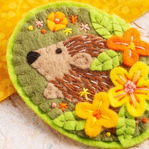 Hedgehog Felt Craft Kit Brooch Craft Kit Craft Kit for Beginners Animal ...