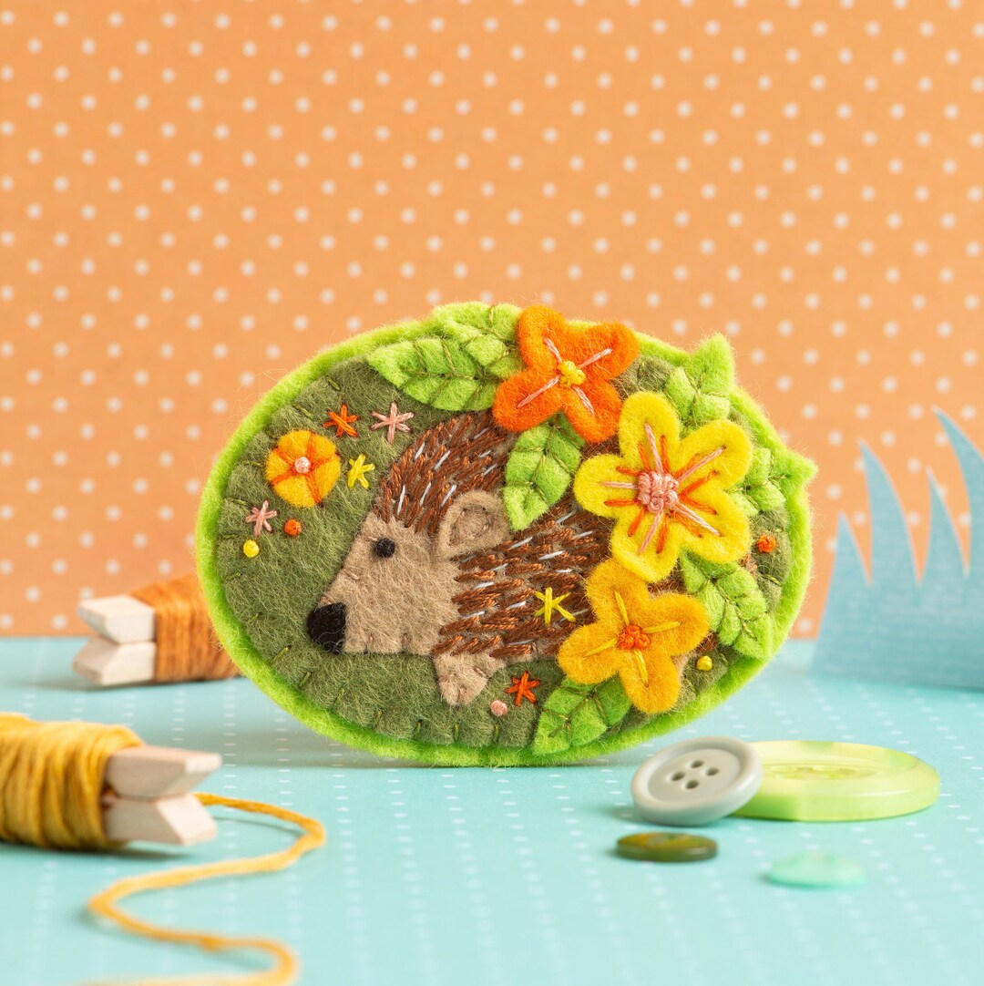 Hedgehog Felt Craft Kit Brooch Craft Kit Craft Kit for Beginners Animal ...