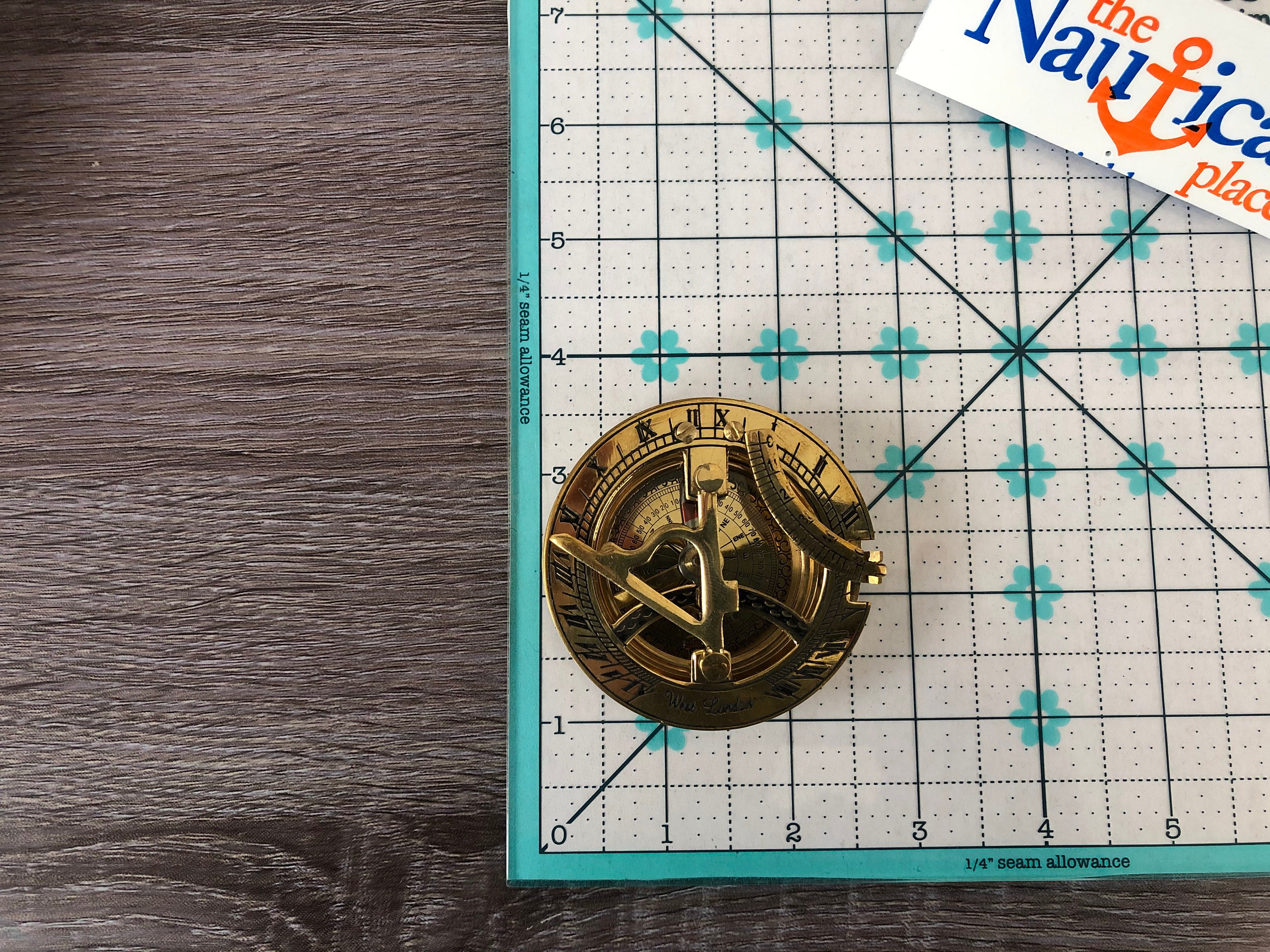 Brass Sundial Desk Compass - Old Vintage Antique Pocket Style ...