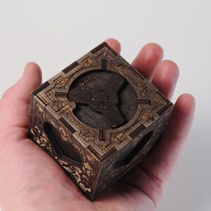 Handmade Wooden Twist Lock Storage Box Rustic Dice Box Small Trinket ...