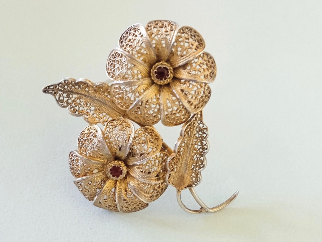 Vintage Metal Brooch. - Etsy