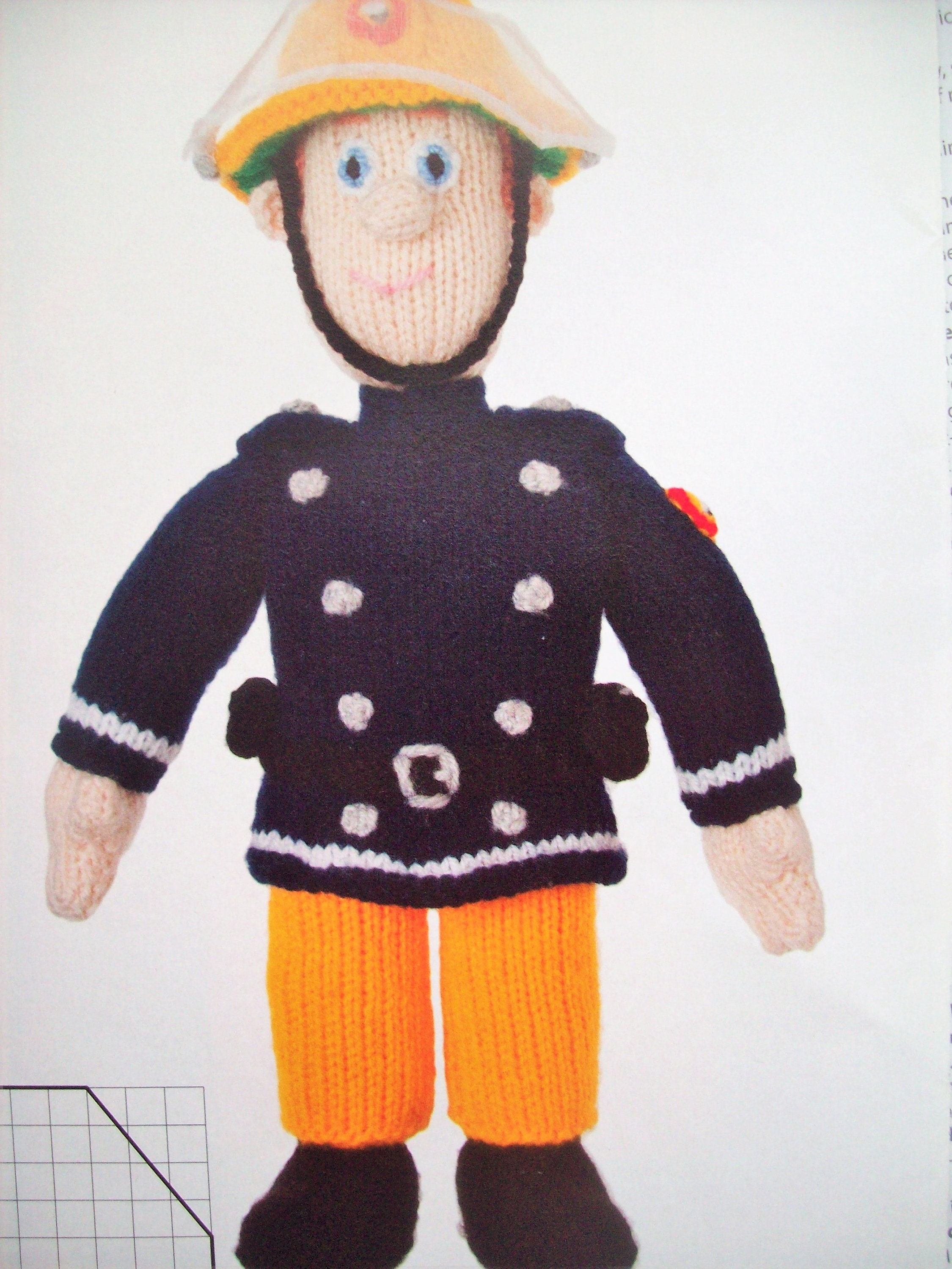 PDF Knitting Pattern Fireman Sam Soft Toy DK 8 ply Height - Etsy España