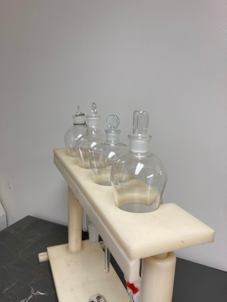 Vintage Laboratory Glassware and Stand - Etsy