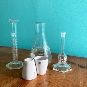 Vintage Lab Glass Beaker Cylinder Crucibles Flask - Etsy