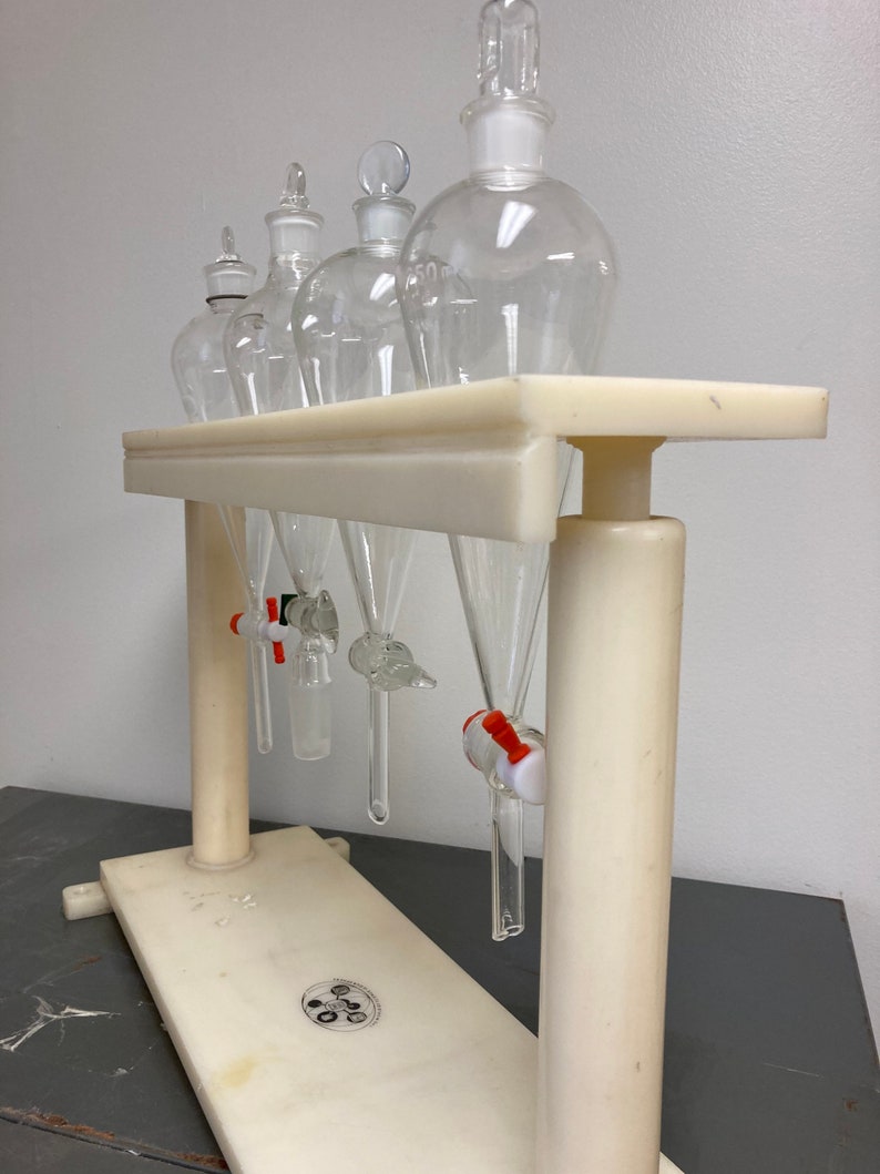 Vintage Laboratory Glassware and Stand - Etsy