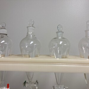 Vintage Laboratory Glassware and Stand - Etsy