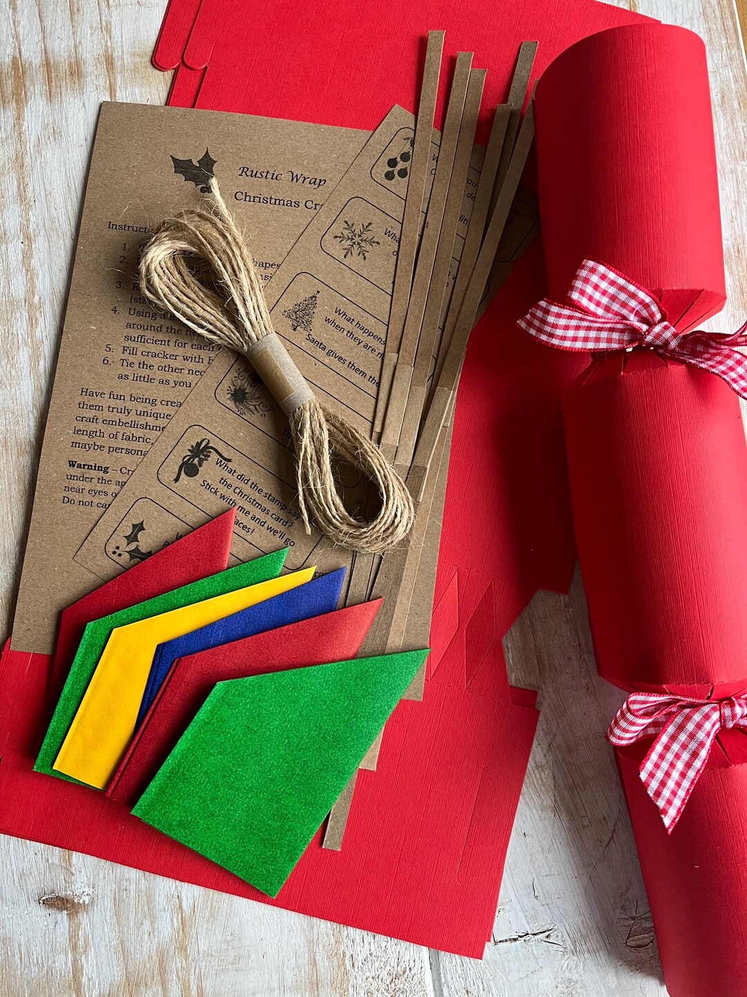 Red Christmas Cracker Kit DIY 6 X Plastic Free Crackers, Eco Friendly ...