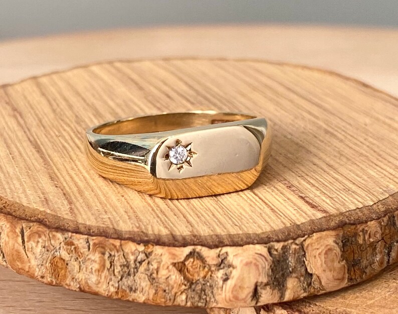 Gold CZ Ring. Vintage 9K Yellow Gold Cubic Zirconia Ring. | Etsy UK