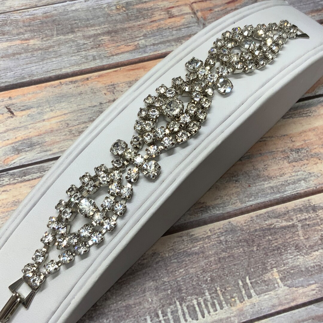 Vintage 60s Rhinestone Eye Link Bracelet in Silver Tone Metal Formal ...