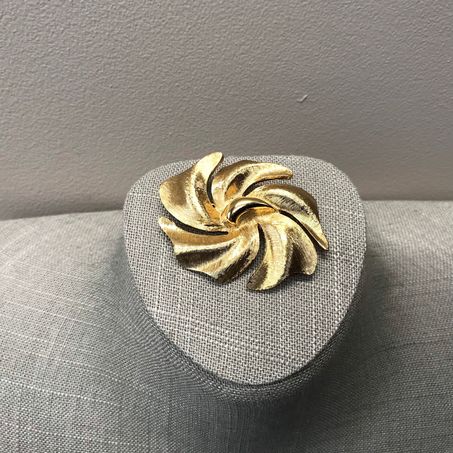Brushed Gold Tone Monet Pin Wheel Brooch | Etsy