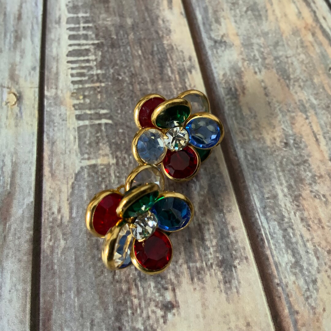 Vintage Bezel Set Rhinestone Flower Pierced Earrings in Gold Tone Metal ...