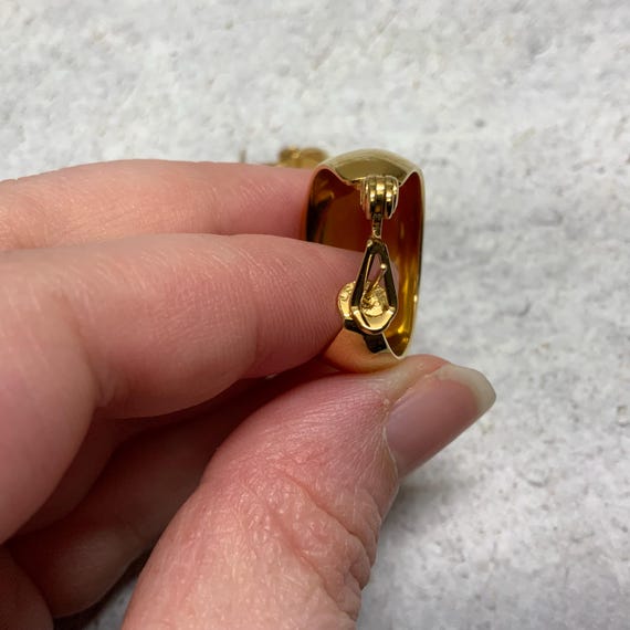Pierced classic lever back MONET hoop earrings in gol… - Gem
