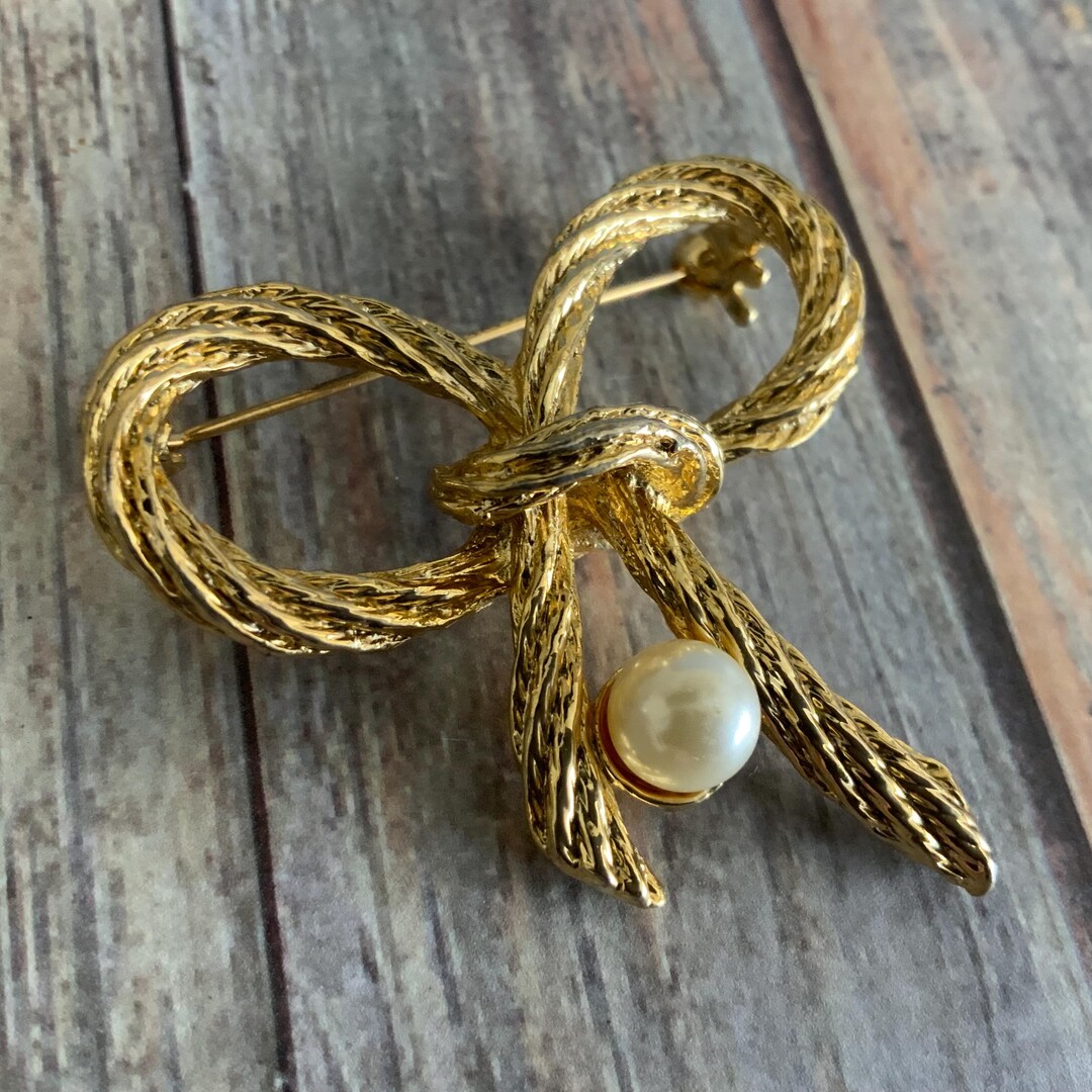 Vintage Signed AAI Faux Pearl Cable Ribbon Bow Pin Brooch - Etsy