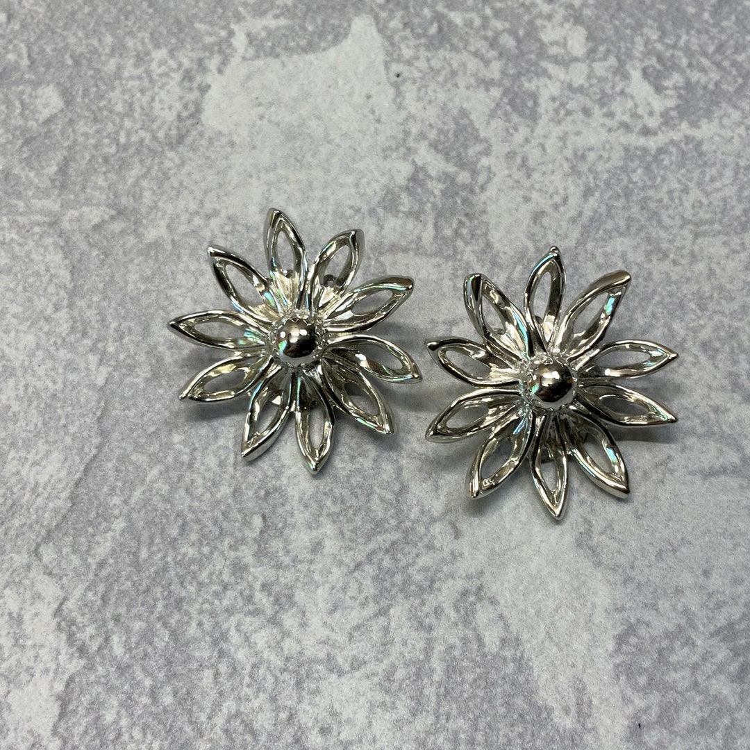 Silver Tone Daisy Kramer Flower Clip on Earrings - Etsy