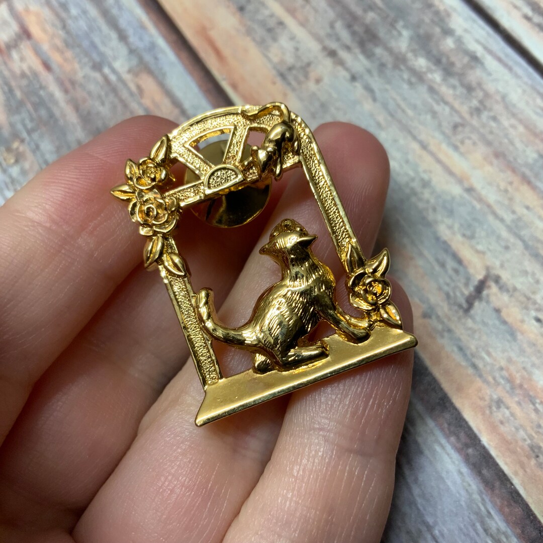 Vintage Gold Tone Cat in Window Tack Pin Brooch - Etsy