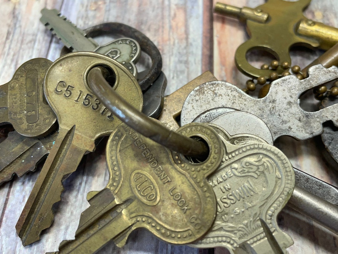 Assorted Vintage Keys Locks and Clock Key on a Ring for Crafts Rustic ...