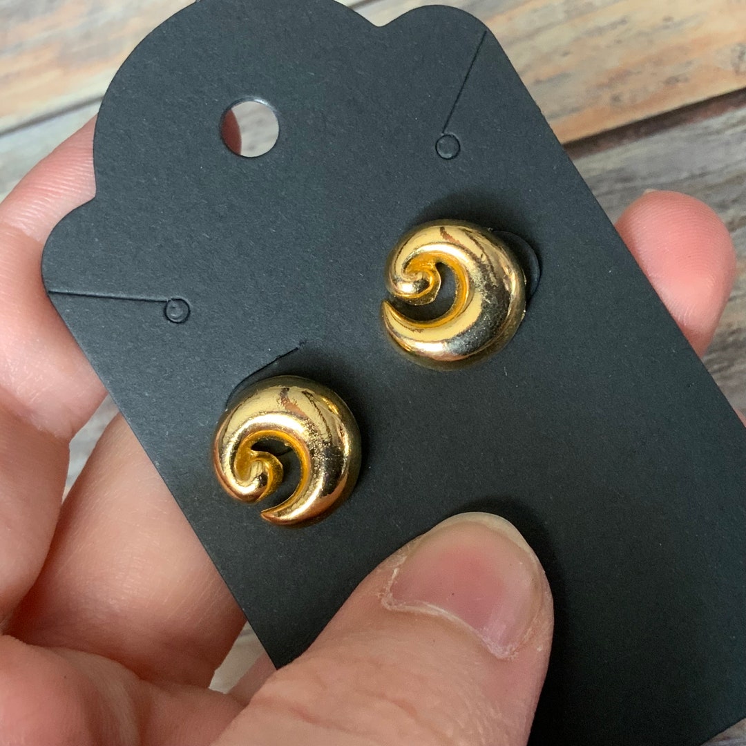 Vintage Gold Tone Light Weight Coma Shaped Post Earrings - Etsy