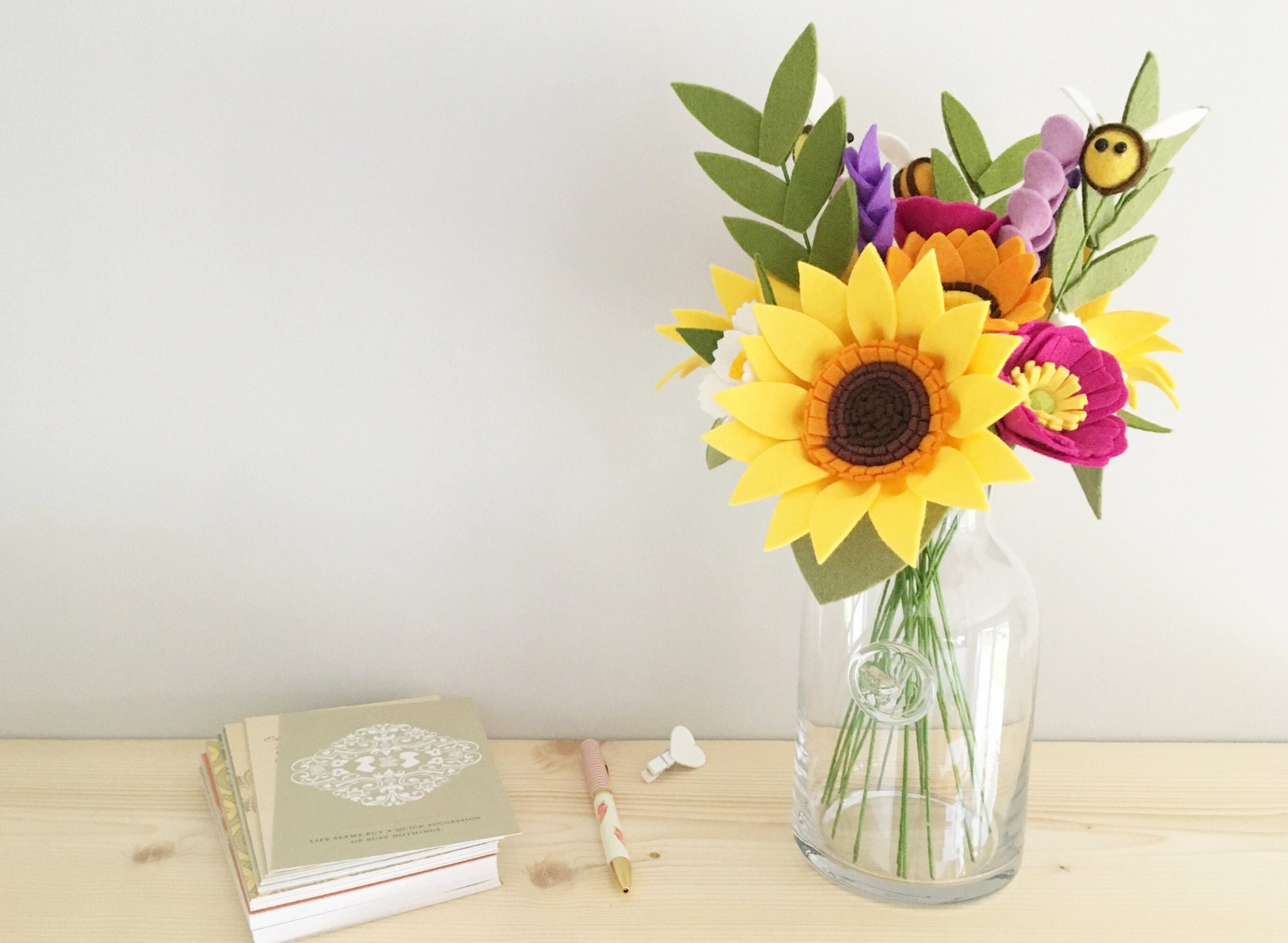 Felt Flower Craft Kit: DIY Felt Flowers Sunshine Bee Bouquet - Etsy