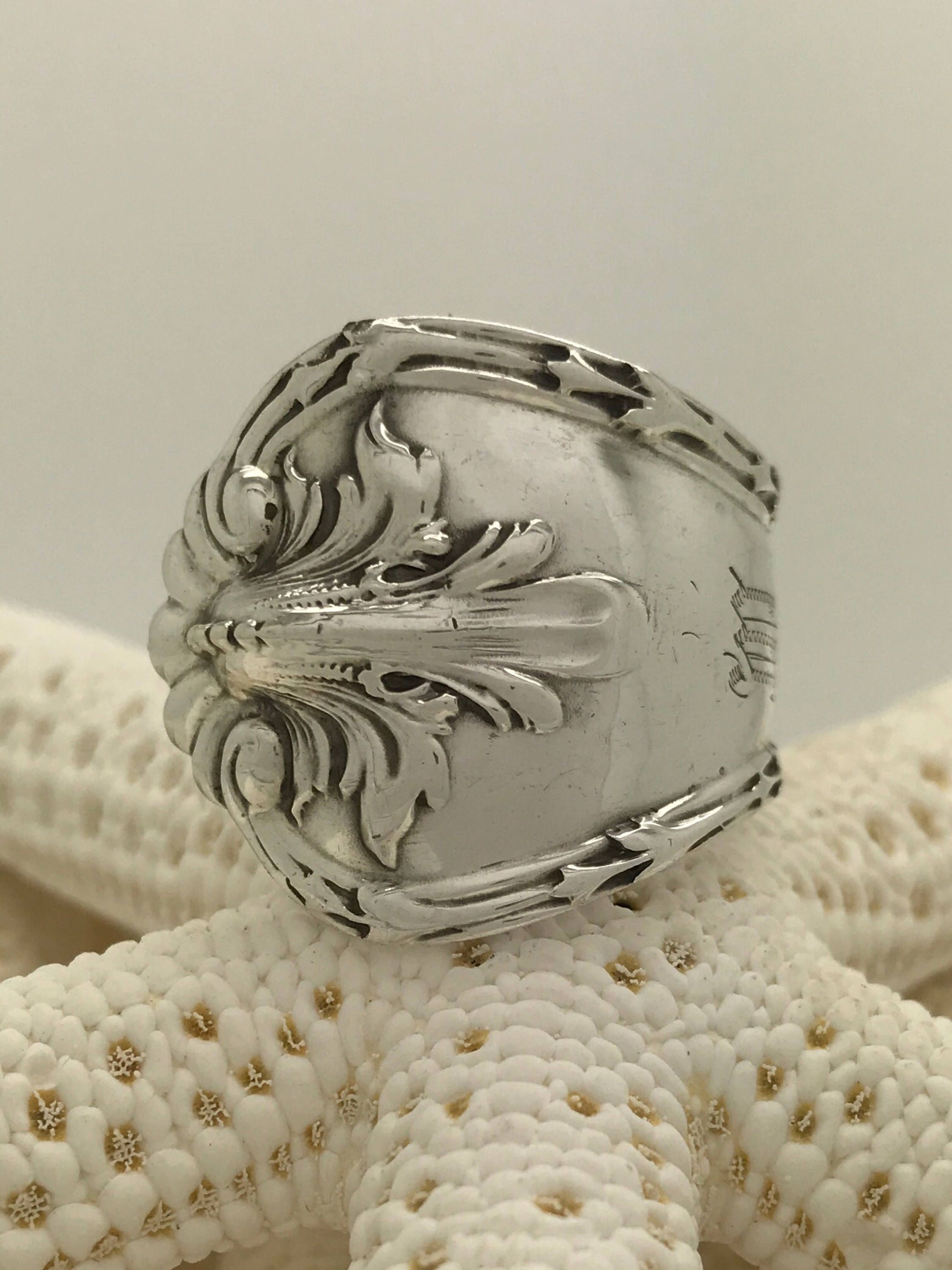 Size 9, M, Single wrap style, Vintage Sterling Silver Spoon Ring