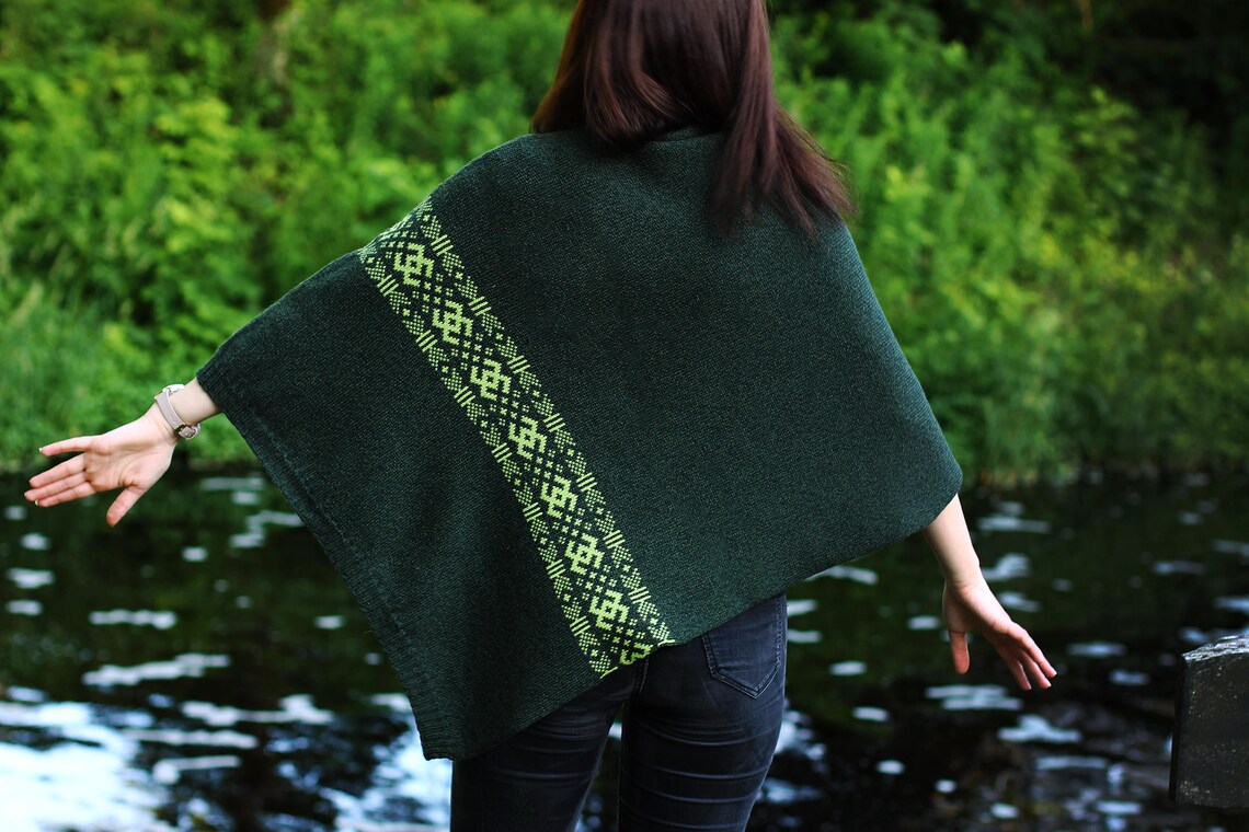 Green Poncho LAIMA | Knitted Cape Poncho | Scandinavian Pattern Latvian ...