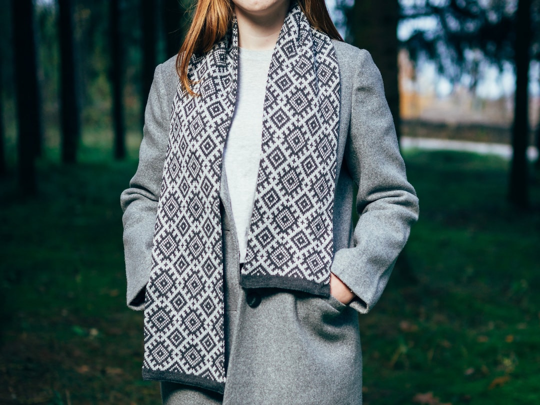 Classic Scarf AKA | Scandinavian Latvian Design Pattern | Knitted ...