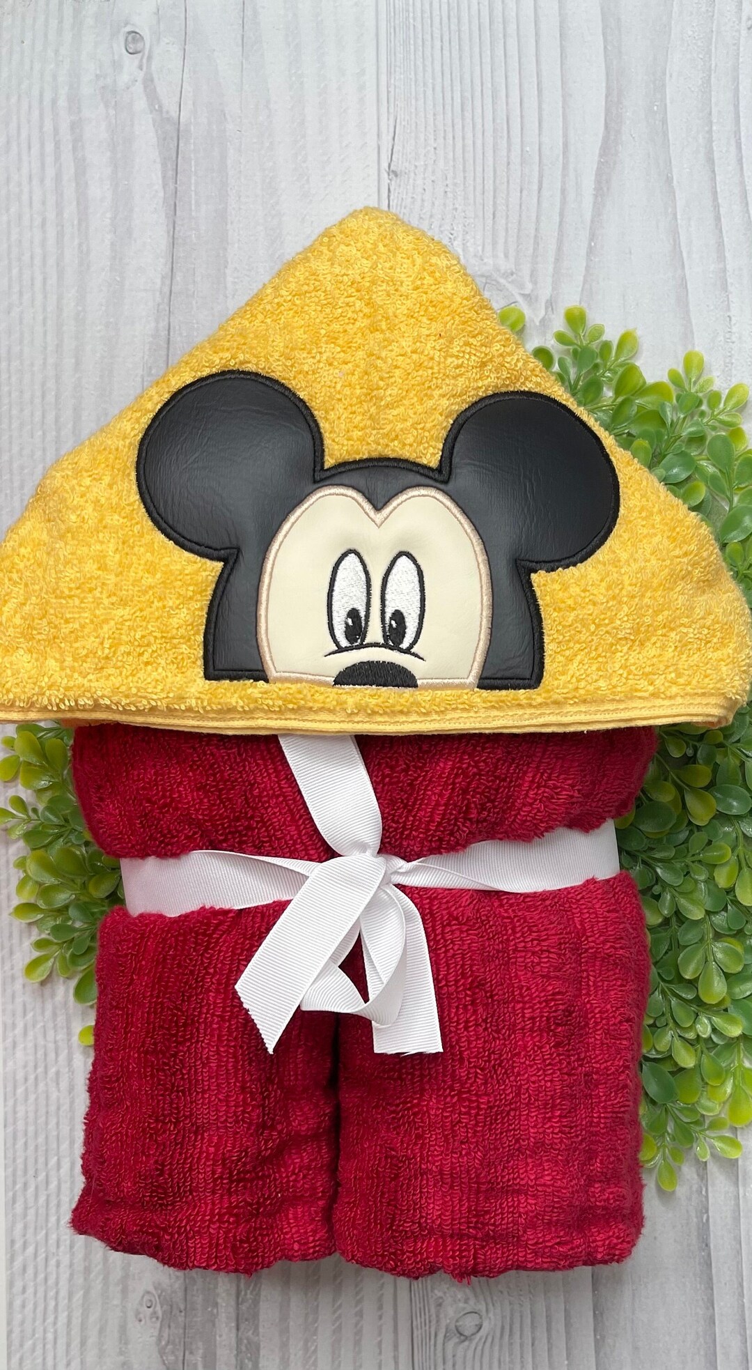 Mickey Hooded Towel, Mouse, Vacation. - Etsy
