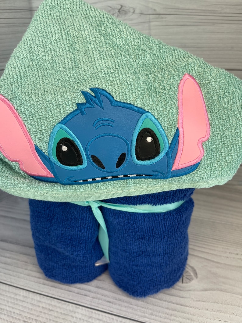 Stitch Hooded Towel Gift, Lilo and Stitch - Etsy