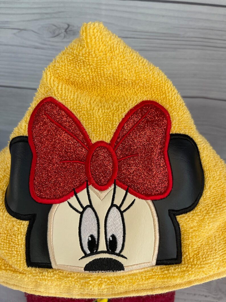 Minnie Mouse Hooded Towel for Kids - Etsy