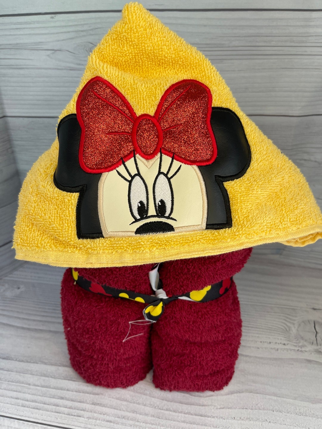 Minnie Mouse Hooded Towel for Kids - Etsy