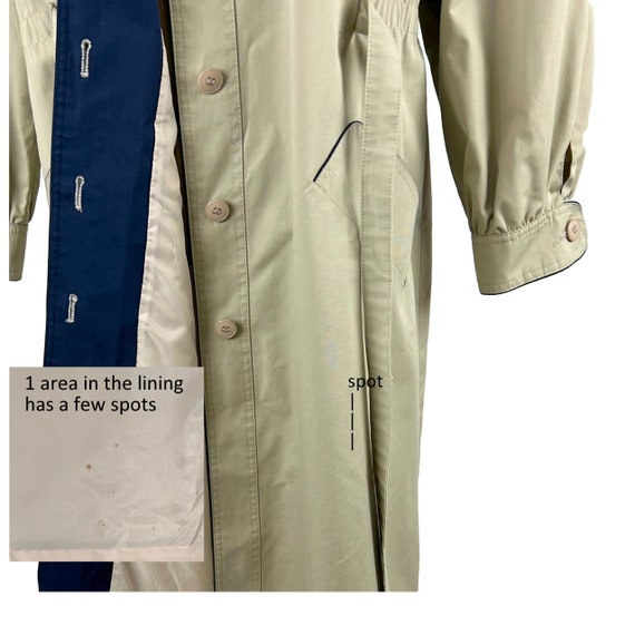 80s Vintage Beige Raincoat with Navy Piping, 1980s RA… - Gem