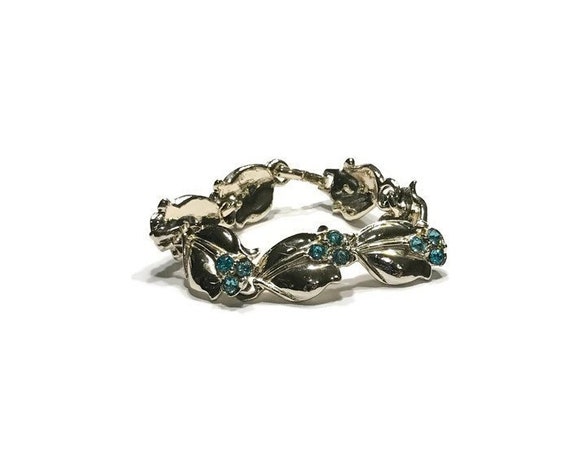 Aquamarine costume jewelry store
