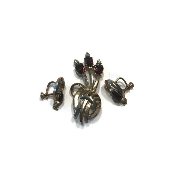 Brass and Red Rhinestone Jewelry Set, Vintage Brass D… - Gem