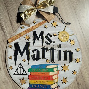Teacher's Door Hangers - BOOKS - Librarian - CUSTOMIZE YOURS! - Etsy