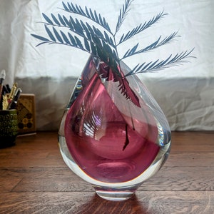 Signed Robert Deeble SOMMERSO Glass Teardrop Bud Vase, Magenta - Etsy
