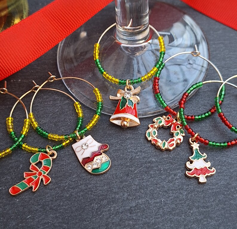 Christmas Party WINE GLASS CHARMS 10/set - Etsy