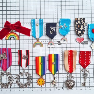 NOVELTY MEDALS Honour Badge Costume Fun AWARD Merit Reward Trophy ...