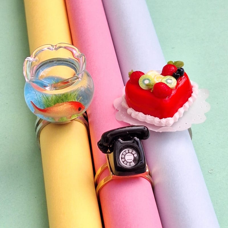 Novelty Ring - Etsy