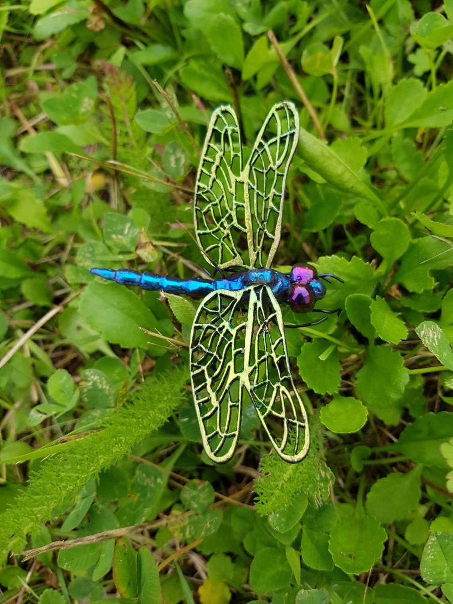 Realistic Dragonfly Sculpture, Iridescent Colour-changing Dragonfly ...