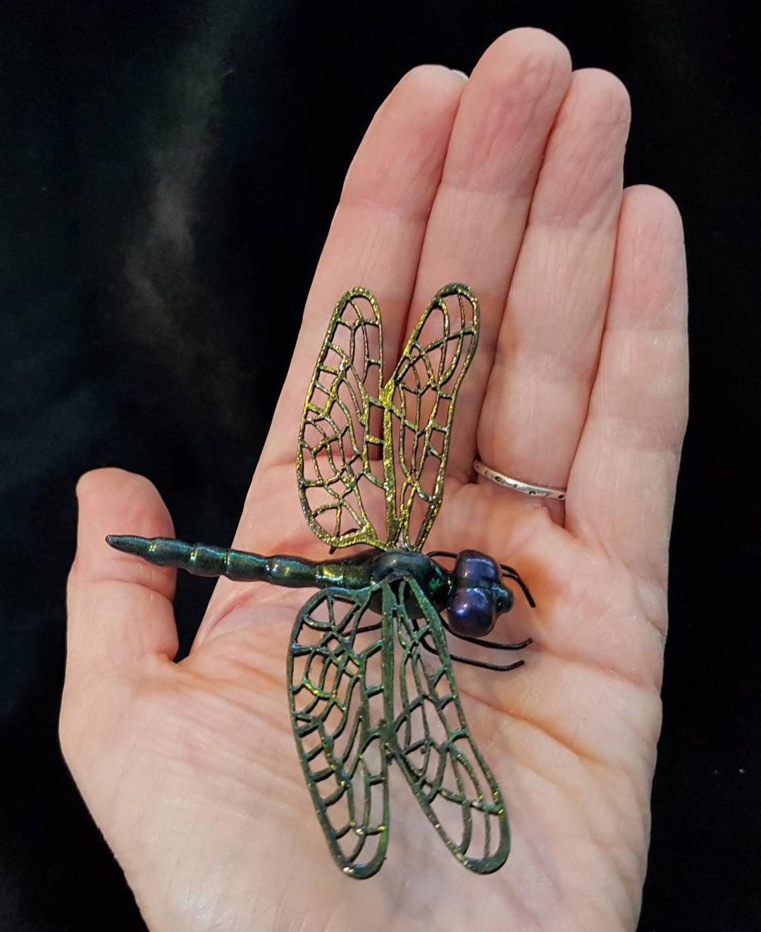 Realistic Dragonfly Sculpture, Iridescent Colour-changing Dragonfly ...