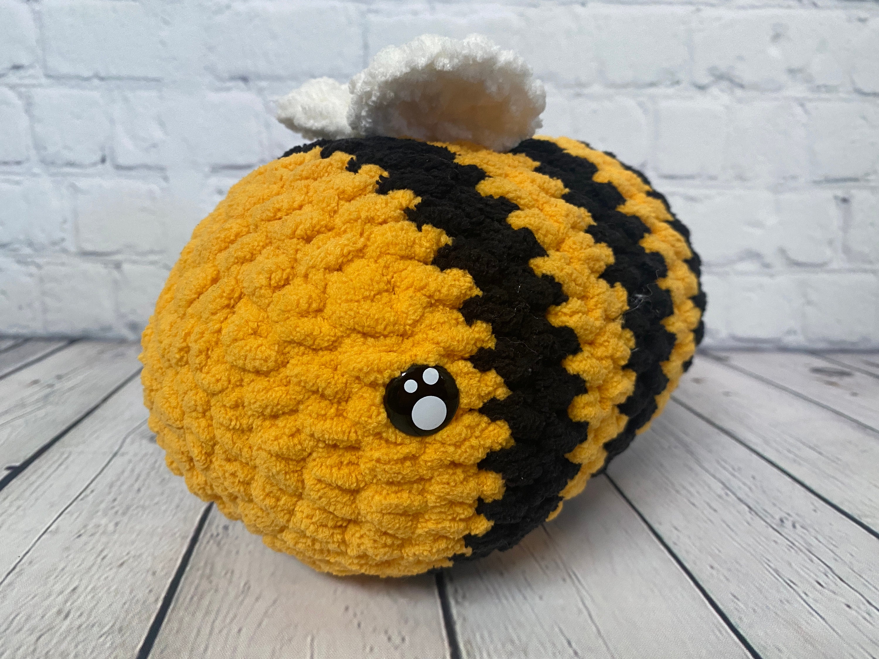 Bee squish Max 57% OFF