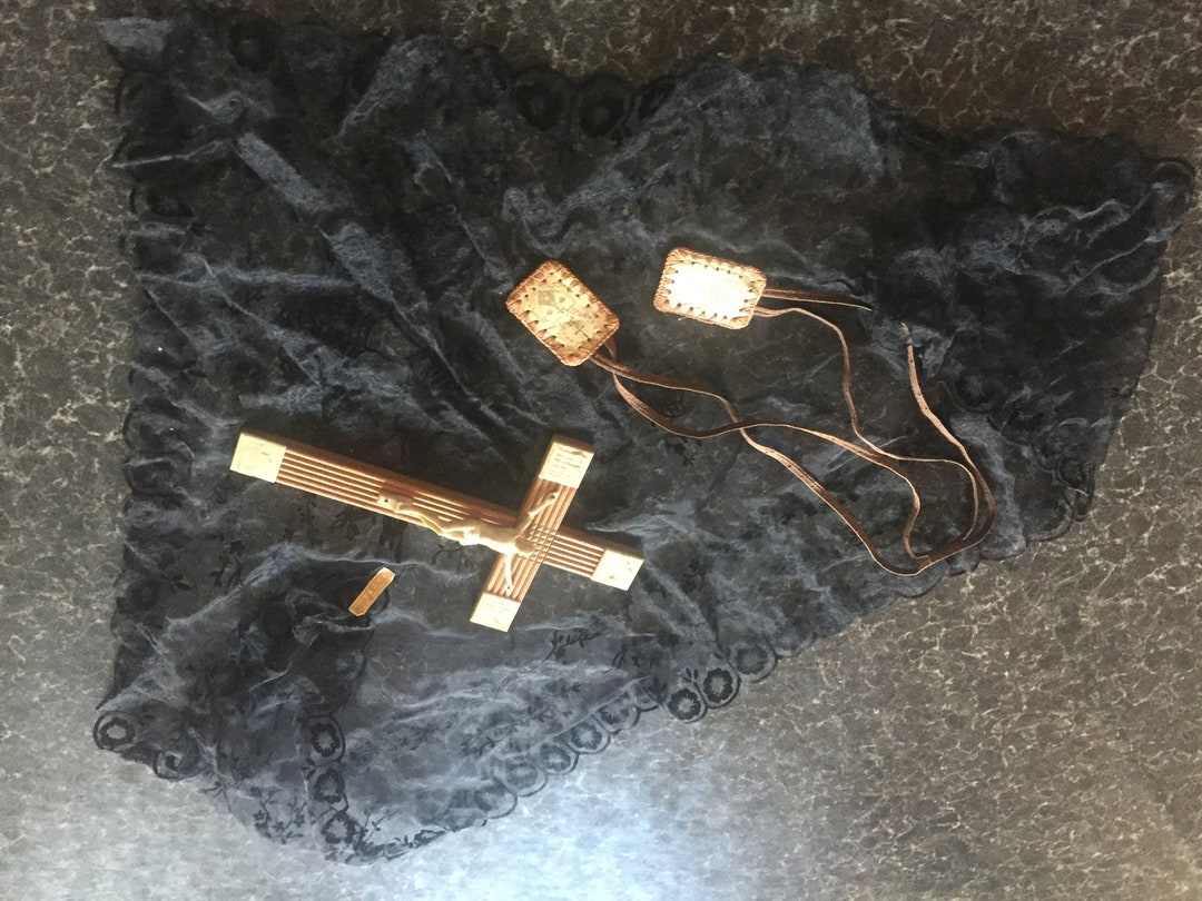 Authentic Vintage Catholic/religious Headscarf /large Cross/vintage ...