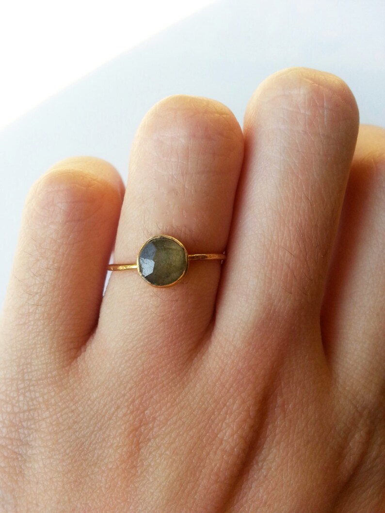 Labradorite Bezel Gold Filled Ring Perfect for Stacking - Etsy