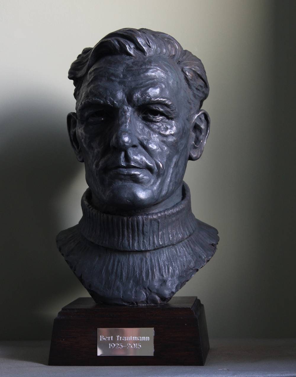 Bronze Resin Bust of Legendary Manchester City FC Goalkeeper Bert ...